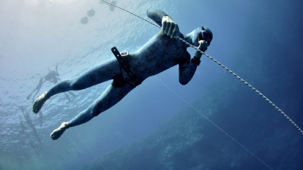 Freediving Records: 10 Dives That Redefined the Impossible | Freediving ...